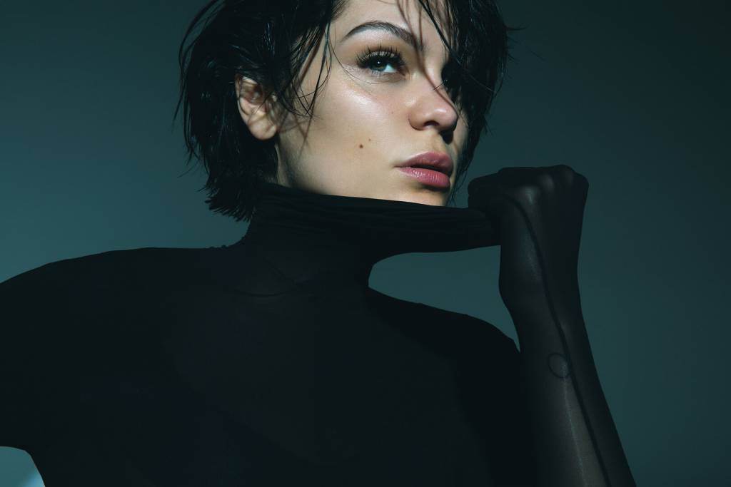 Video: @JessieJ - Think About That